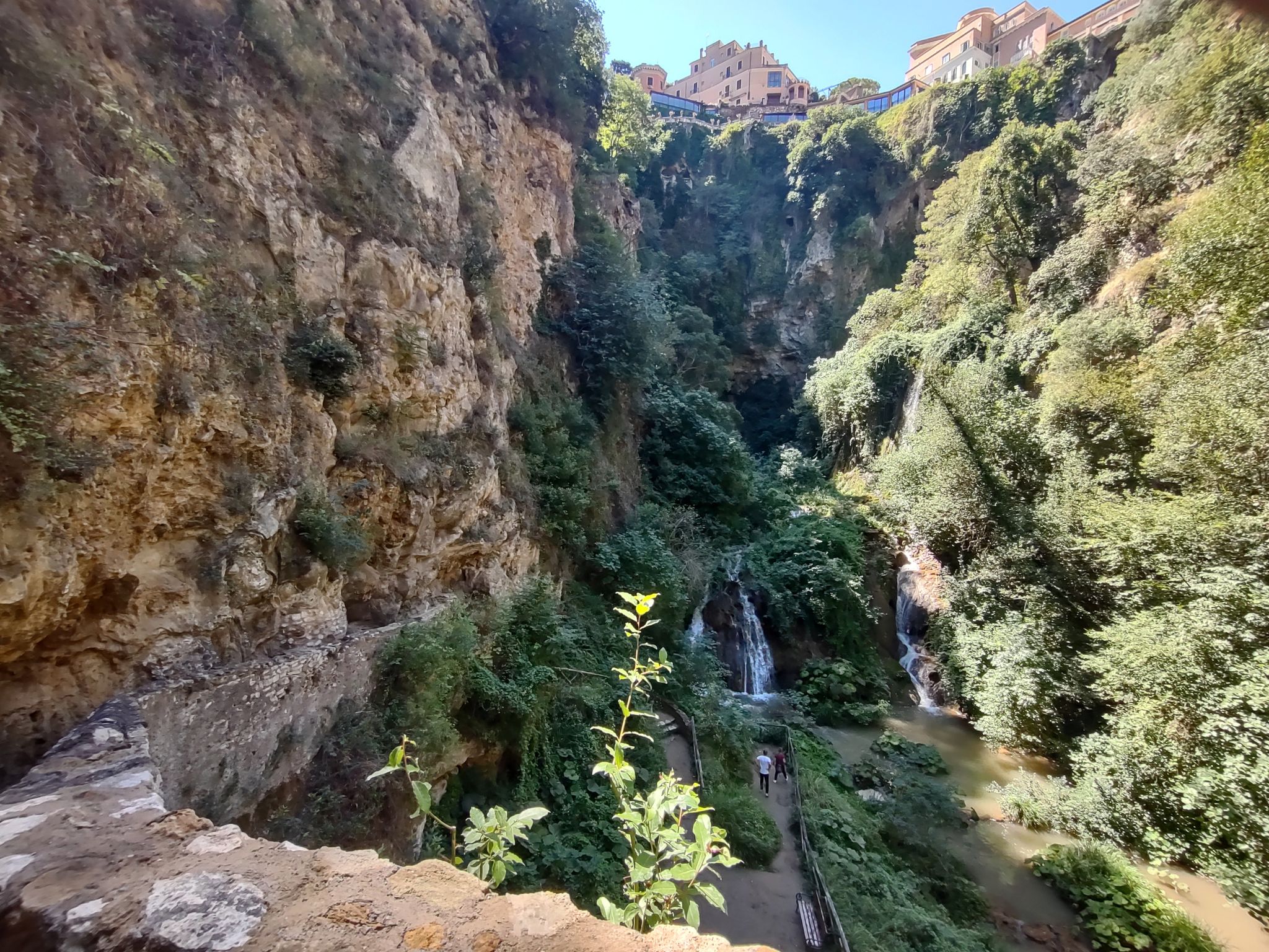 Villa Gregoriana w Tivoli - raj na ziemi - Basia Kamińska